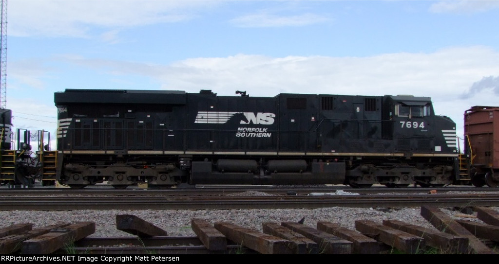 NS 7694